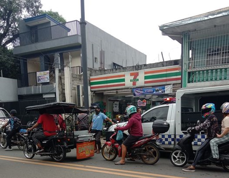 Brave Security Guard Passes Away After Protecting Store From Criminals