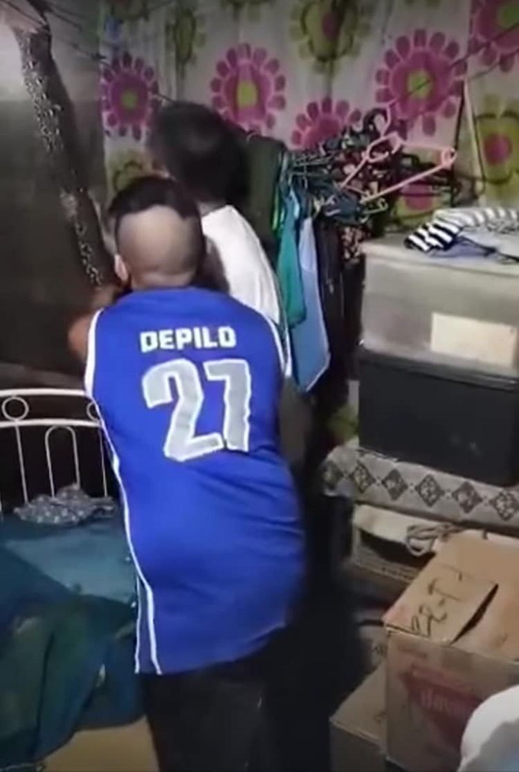 Residents Found Giant Python Hiding Inside House Ceiling in Davao Oriental