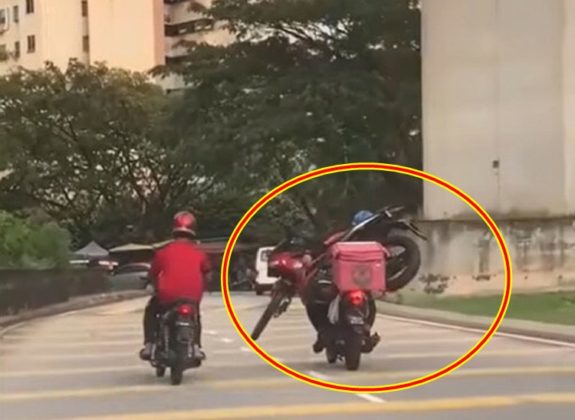 Food Panda Rider Goes Viral For Carrying Another Motorcycle on His ...
