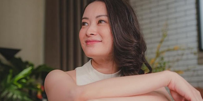 Maricar Reyes Releases Self-Published Book