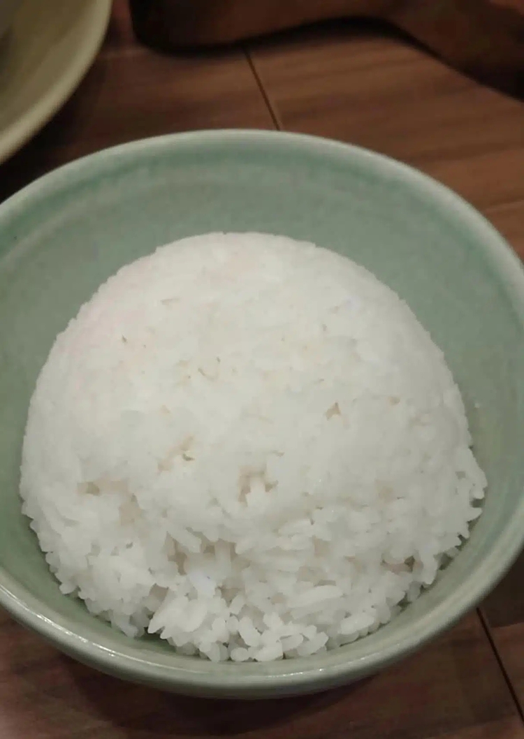 1 Cup of Rice at Resto in Baguio Cost P75; Netizens React