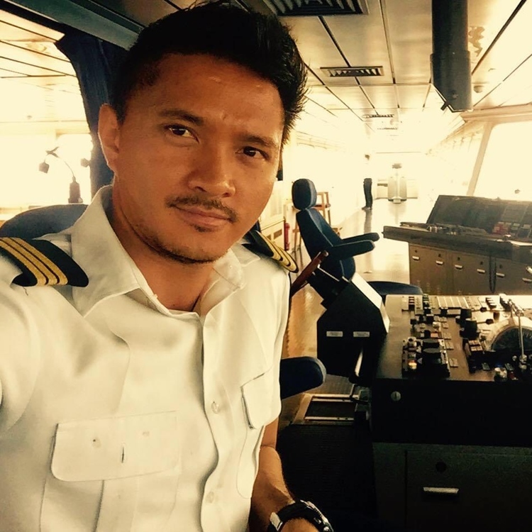 Former Seaman Earning Almost 400K/Month as a Chief mate Shares Why he ...