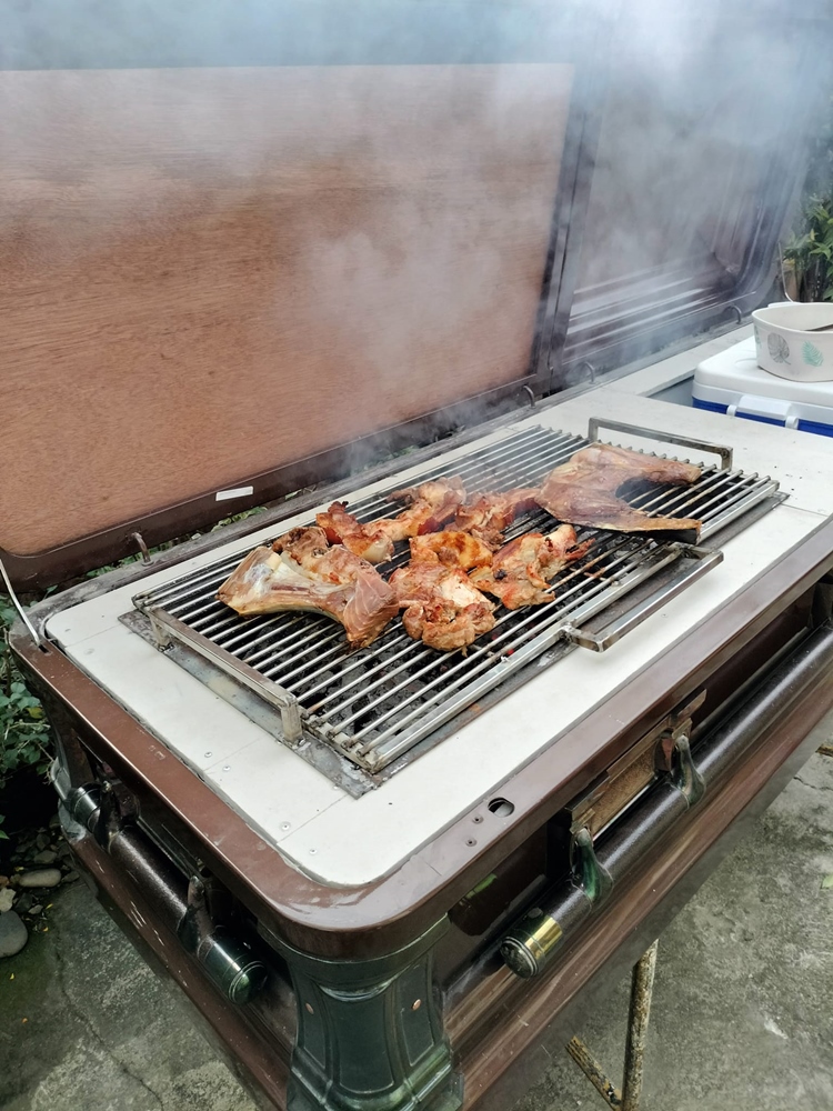 Kabaong Transformed Into BBQ Grill in North Cotabato