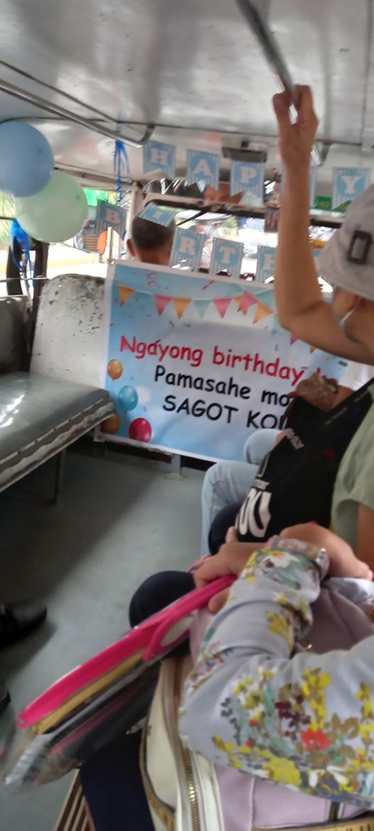 Kind Jeepney Driver Gives Free Ride On His Birthday: “Pamasahe mo ...