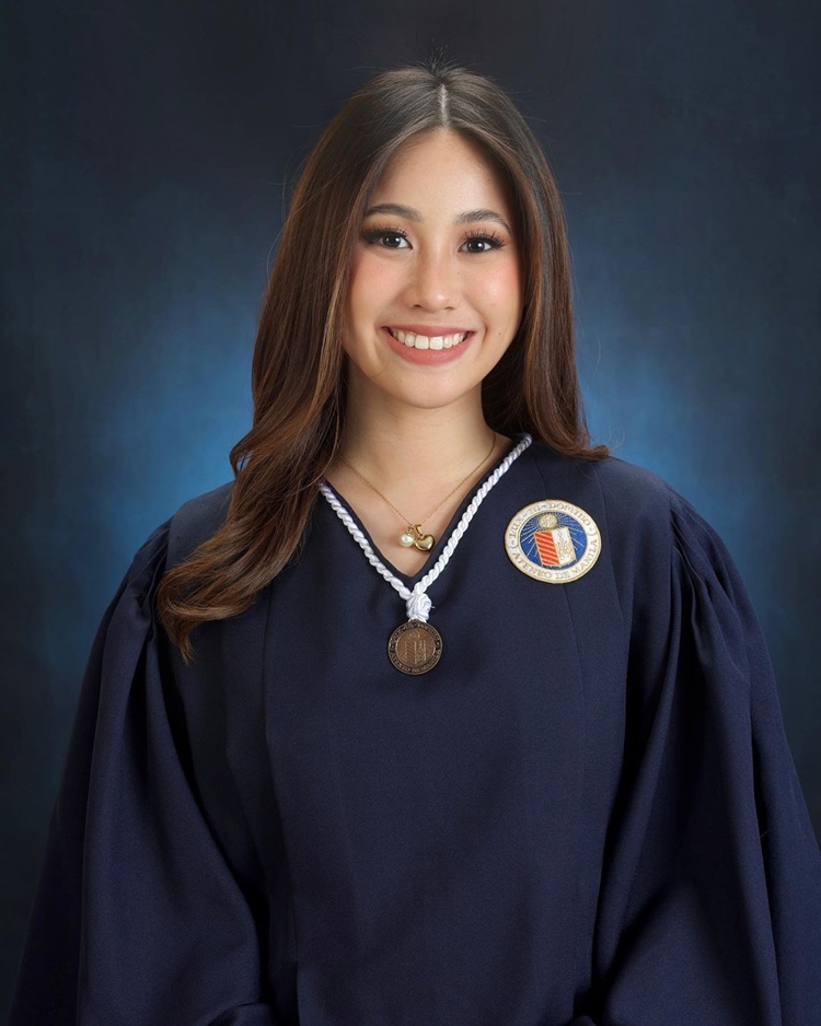 Daughter of Angelu de Leon Graduates Cum Laude from Ateneo