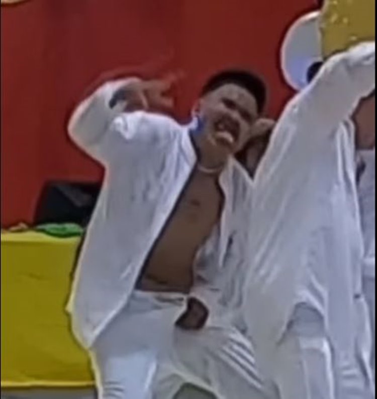 Dancer Caught on Camera Picking Up His Dentures After Falling Out ...