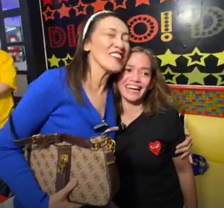 Ai-Ai delas Alas Joins Live Selling of Angelica Yulo | Newspapers