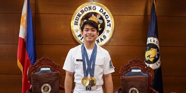 Carlos Yulo Now a Philippine Navy Reservist | Newspapers