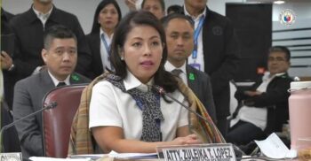 Zuleika Lopez Cries & Hugs Sara Duterte as PNP Serves the Transfer Order to her | Newspapers