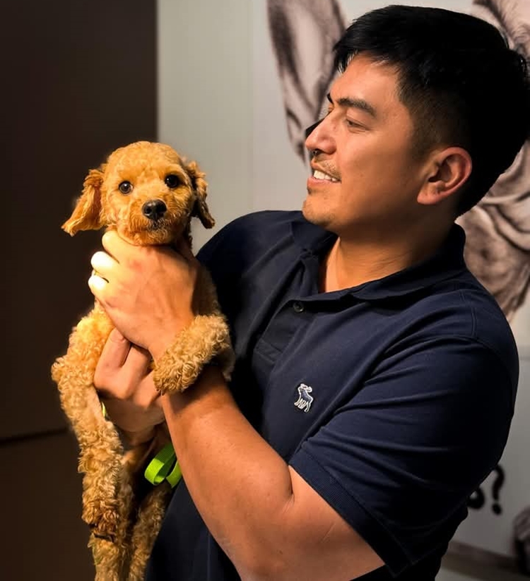 Famous Vlogger Abandons Sick Dog, Doc Ferds Recio Reveals | Newspapers