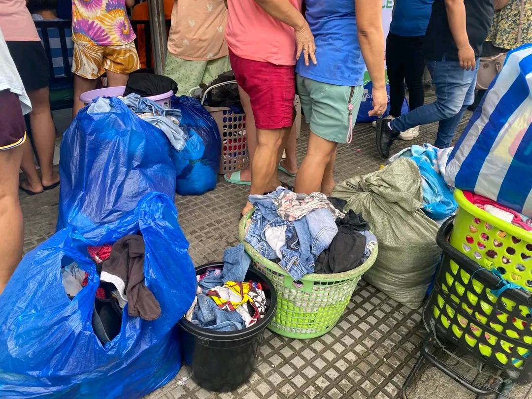 Free Laundry Service Offered to Flood-Affected Residents in Cubao ...