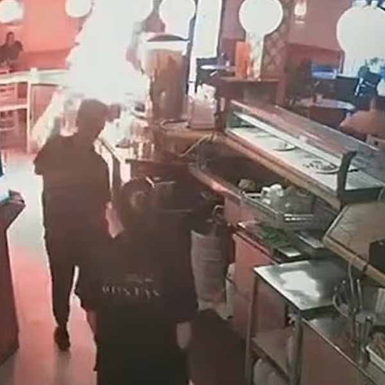 Man Sets Café-Bar on Fire After Being Told There’s No Mayonnaise ...