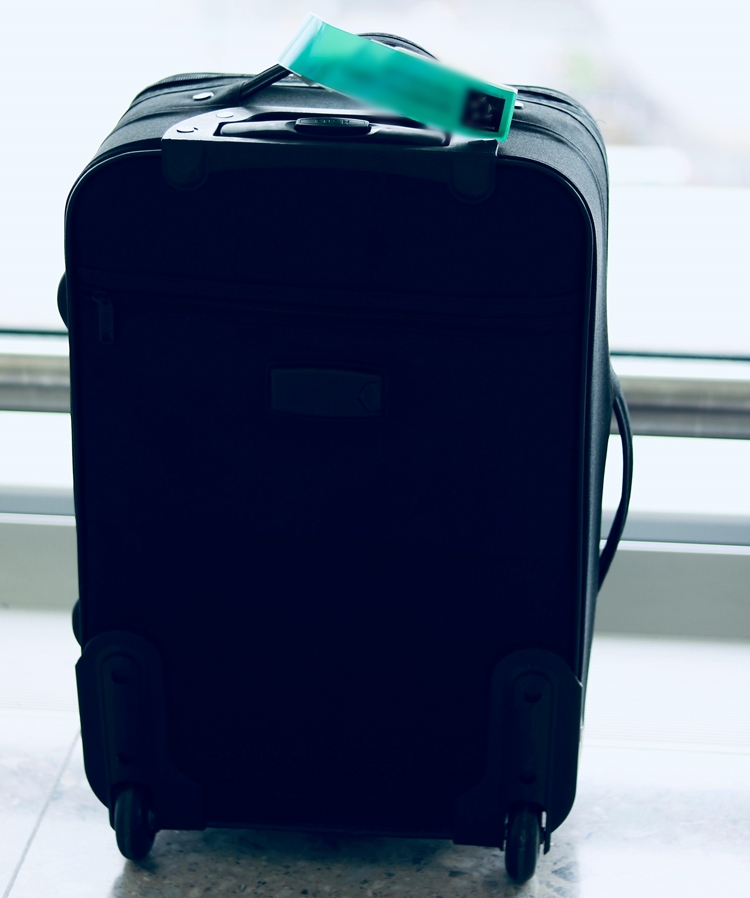 Woman Caught Traveling With Child Inside Suitcase | Newspapers