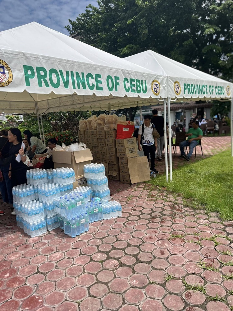 Japanese Content Creator Donates Hamburgers to Earthquake Victims in ...