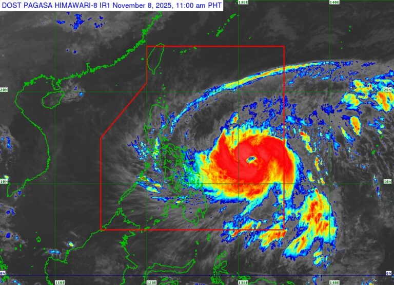 Naga Mayor Leni Robredo's Office Turns Into Evacuation Facility amid ...