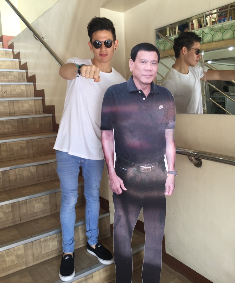 Jake Ejercito’s Throwback Photo with Duterte Standee Goes Viral ...