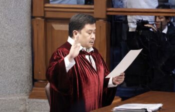 Jinggoy Estrada Detained at Quezon City Jail Over Plunder Case | Newspapers